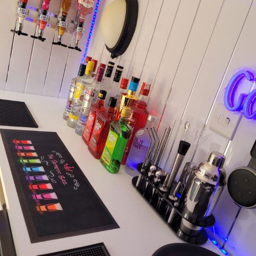 Personalised Bar Runners UK – https://britishmade.gifts/